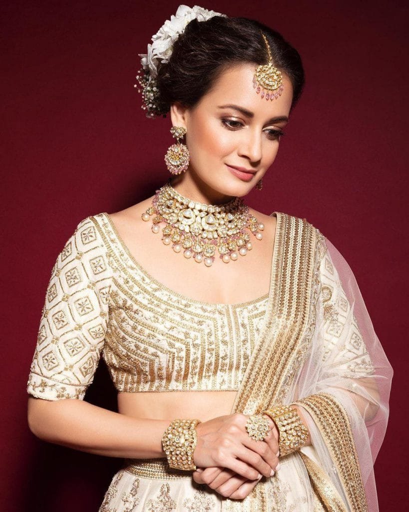 5 Celebrity Inspired Hairstyles to Rock This Diwali!